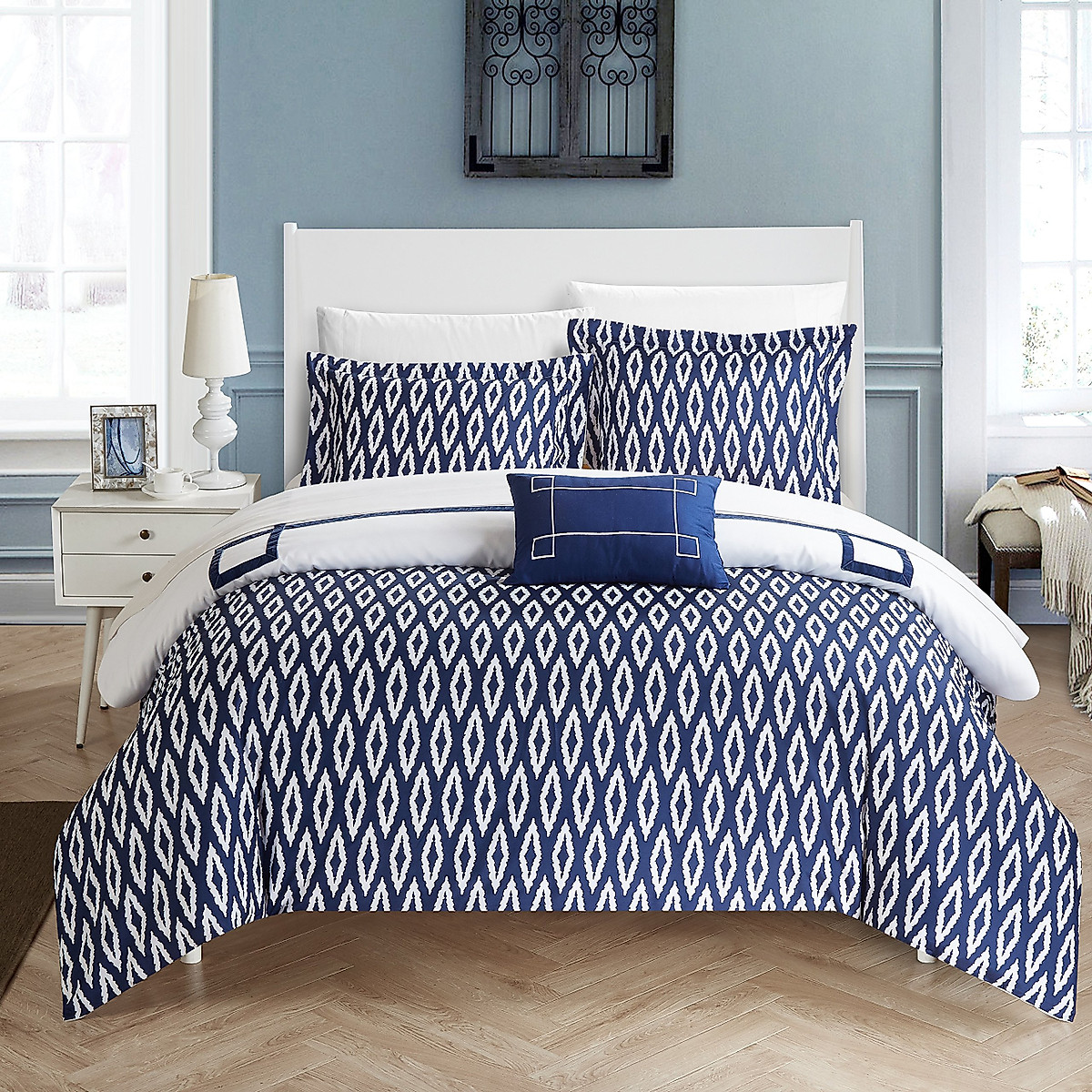 Chic Home 4 Piece Kendall Contemporary Greek Key Embroidered Reversible Queen Duvet Cover Set Navy Shams and Decorative Pillows Included