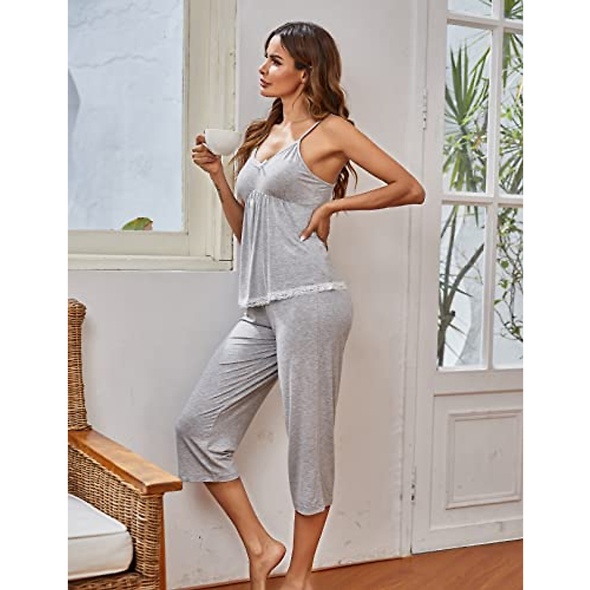 Ekouaer Women's Sleepwear Tank Pj Set Lightweight Sleeveless Top and Capri Pajama Set Grey XL
