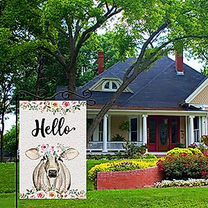Hello Linen Garden Flag, Cow Wreath pattern Garden Flag, Farm Animals Pasture Summer Rural Wildlife Beef Nature Bovine Bull Cattle Seasonal Garden Flags for Patio Lawn Outdoor Home Decor Gift 12 X 18 Inch