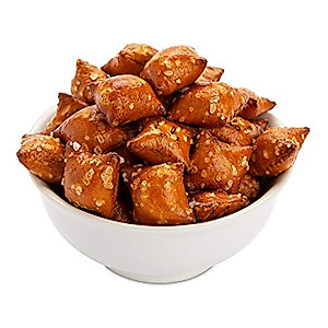 Wellsley Farms Peanut Butter Filled Pretzels, 50 Ounce