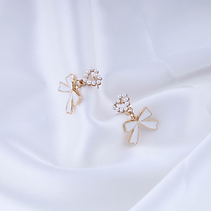 Sttiafay Vintage Pearl Bow Dangle Earrings Pearl Heart Earrings Gold Pearl Bow Stud Earrings Pearl Heart Bridal Earrings Jewelry for Women and Girls