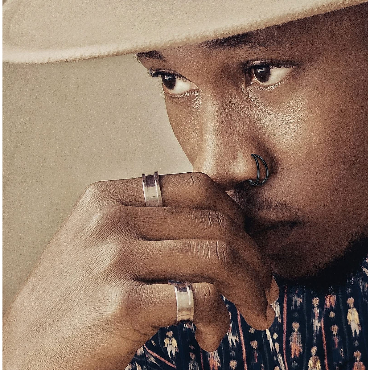 16g Nose Rings Hoops Double Septum Rings Clicker Cartilage Hoop Earring Surgical Steel Nose piercing Hoop Open Stacked Hoop Nose Rings for Women and Men, 8MM, Stainless Steel, no gemstone