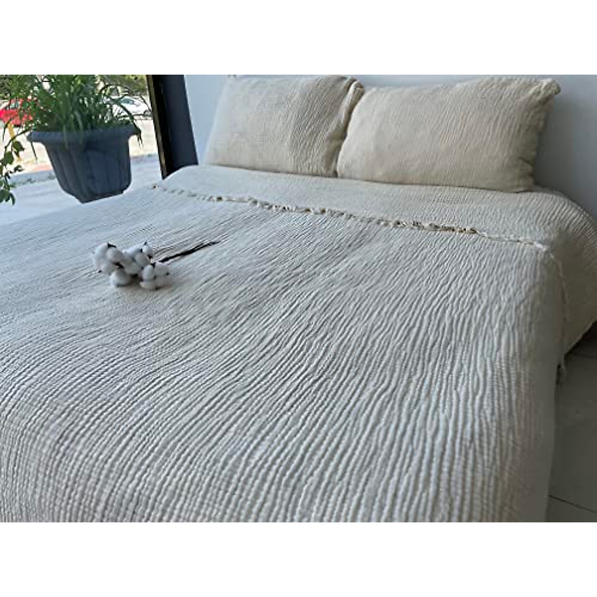 Muslin Blanket 100% Cotton, 4 Layers Bedspread, Soft Turkish Cotton Muslin Bed Cover, Reversible Coverlet, Ivory (King Size 95x102-230x260cm)