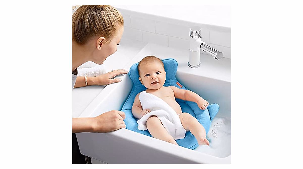 Skip Hop Baby Bath Tub Moby Sink Bather for Newborns in Blue
