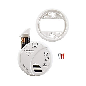 First Alert SCO500B Wireless Interconnected Photoelectric Smoke and Carbon Monoxide Combo Alarm with Voice and Location