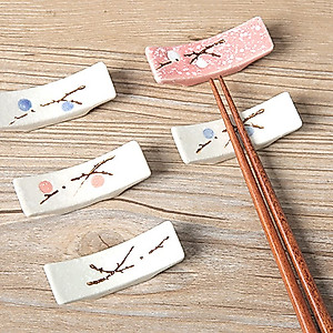 Chopsticks Display Holder 8Pcs Ceramic Chopsticks Rest, Japanese Style Chopsticks Holder Paint Brush Stand Holder Set Spoon Forks Tableware Rest Japanese Chopsticks Holder(Random Color)