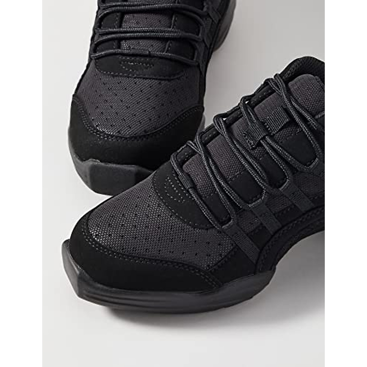 Capezio Unisex Rock It Dansneaker Dance Shoe, Dance Shoes With Cool Ventilated Arch & Modern Design For Many Styles Of Dance,Shoes Women & Men Can Wear For Studio Practice & On Stage-Black,Size 10.5