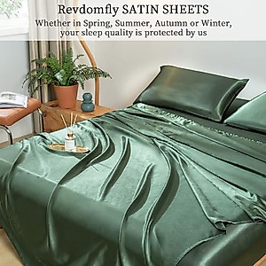 Revdomfly 4 Pcs Luxury Silky Soft Olive Green Satin Sheet Set,1 Premium Moisture Wicking Fitted Sheet Fits Up to 16 Inches Deep Pocket + 1 Flat Sheet + 2 Pillowcases（Olive Green, California King）
