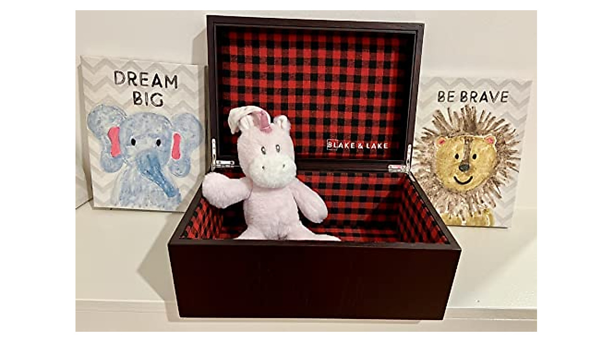 Large Oak Wooden Keepsake Box - Stylish Storage with Buffalo Plaid