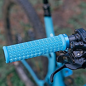 Funn Holeshot Mountain Bike Grips with Single Lock On Clamp, Lightweight and Ergonomic Bike Handle Grips with 22 mm Inner Diameter, Hardened End Bicycle Handlebar Grips for MTB/BMX (Turq)