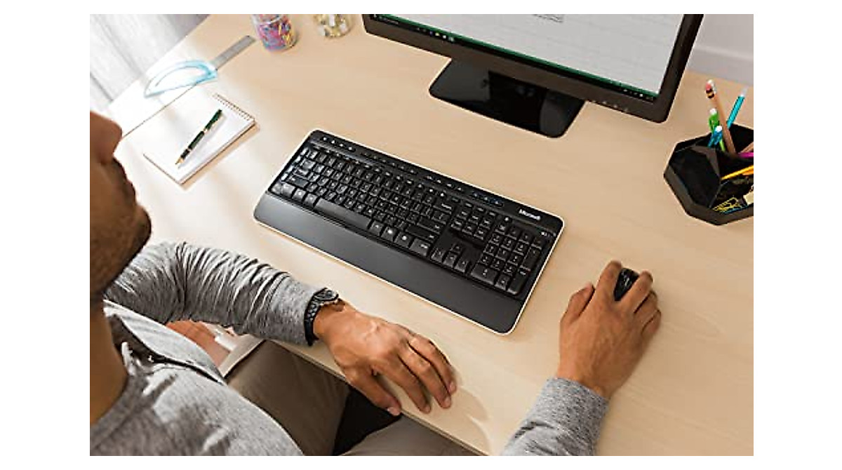 Microsoft Wireless Desktop 3050: Secure AES Keyboard & Mouse