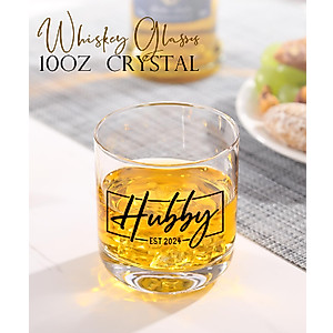 Couple Gifts for Christmas,First Christmas Married Gifts,Hubby & Wifey Wedding Glass Set,Mr and Mrs Gifts,Unique Gift for Wedding, Newly-Married ，Anniversary,His and Hers Gifts