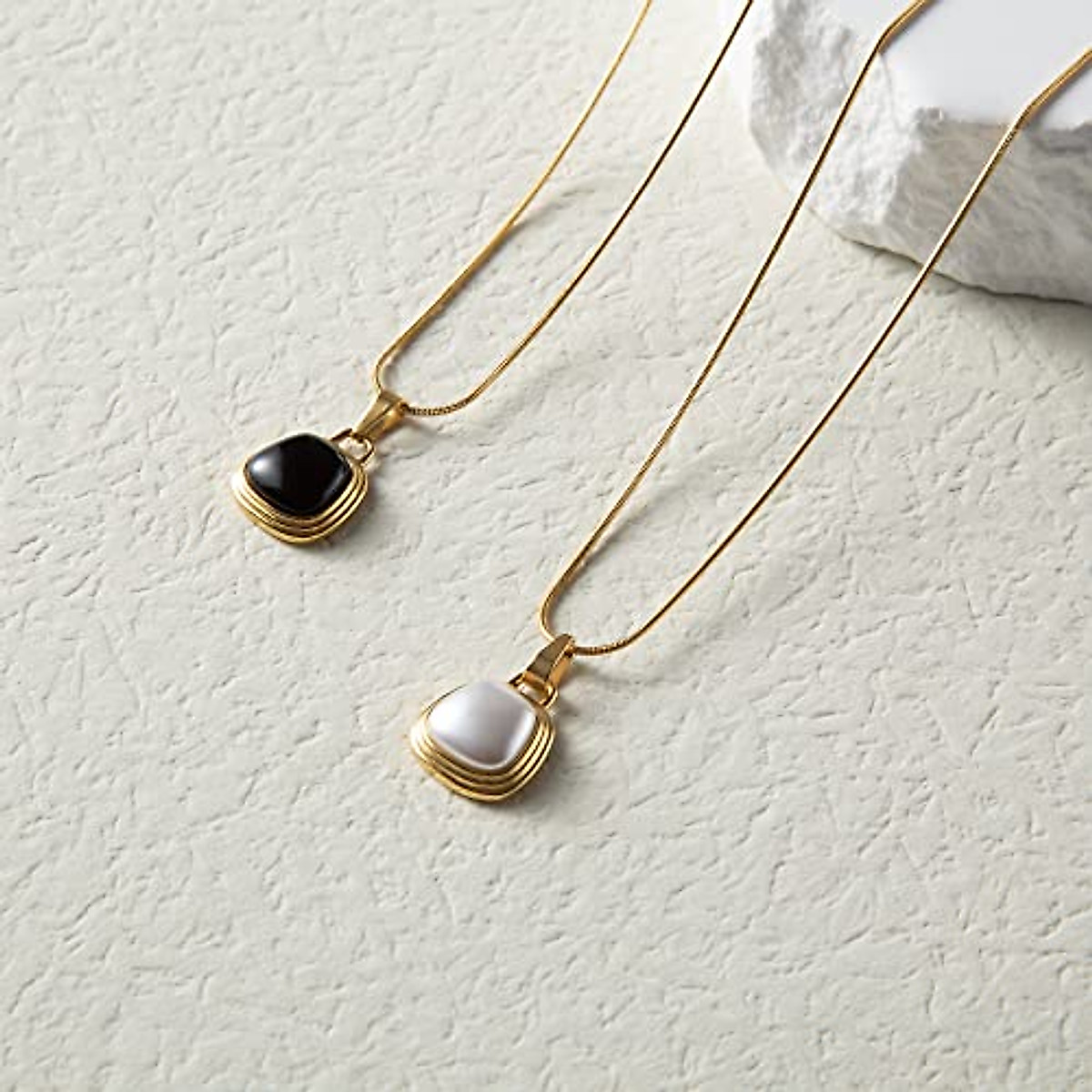 PEPELUALI 16" 18k Gold Handmade Vintage Black Onyx Pendant Necklace, Protection Gemstone Square Black Glaze Energy Healing Gemstone Pendant Necklace Jewelry, Inspirational Gifts for Women, Mom, Sister
