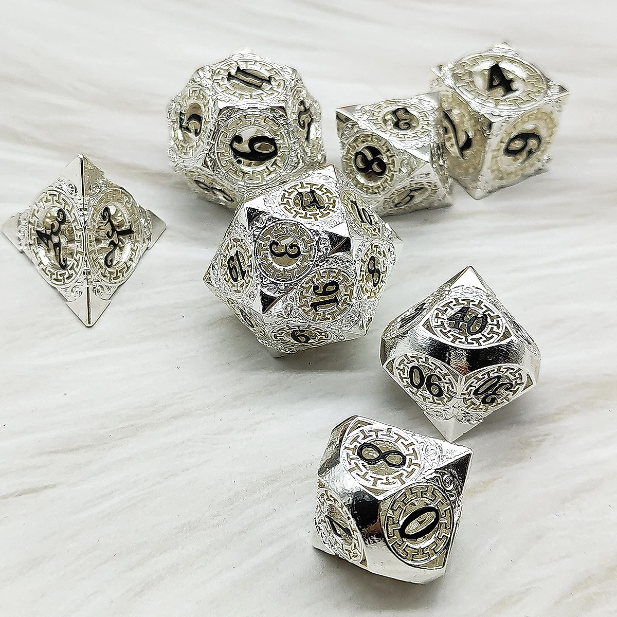 Metal Dice Set 7pcs DND - Table Game RPG Hollow Dice Silver and Black, with Metal Gift Box, Suitable for Dungeon and Dragon D&D MTG, Math Teaching, Polyhedron D4 D6 D8 D10 D10％ D20