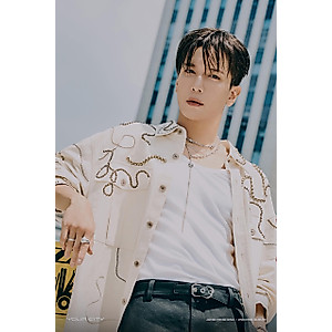 CNBLUE Jung Yonghwa Your City 2nd Mini Album Random Version CD+96p PhotoBook+1p PostCard+1p Polaroid+1ea Bookmark+1p Selfie PhotoCard+Tracking Sealed