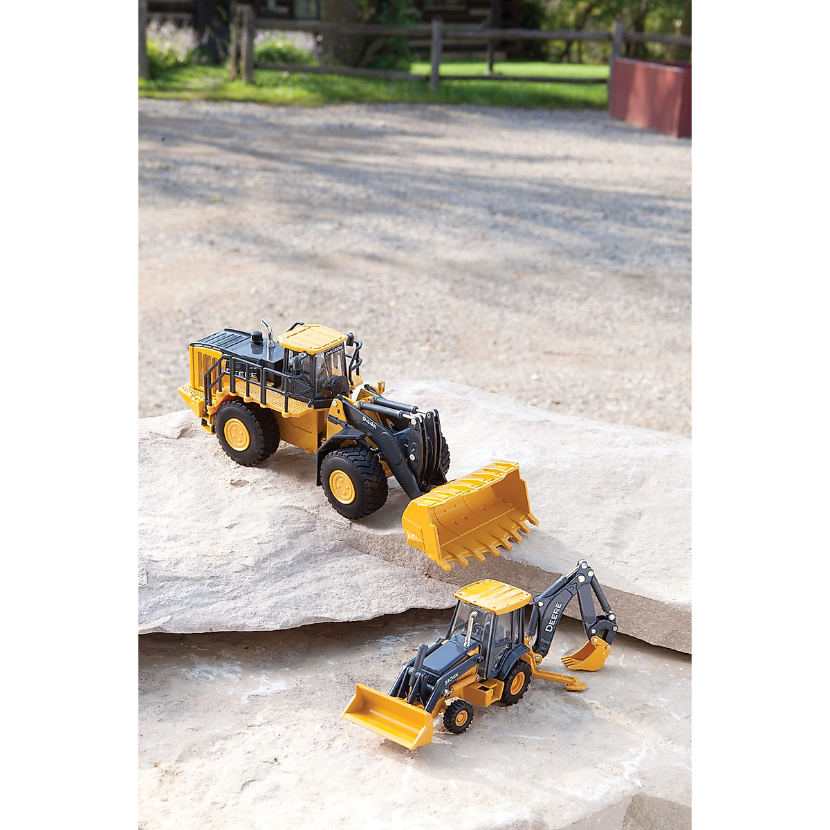 ERTL Prestige John Deere 944K Wheel Loader - 1:50 Scale - Premium Die-Cast and Plastic - Authentic John Deere Replica Construction Toys