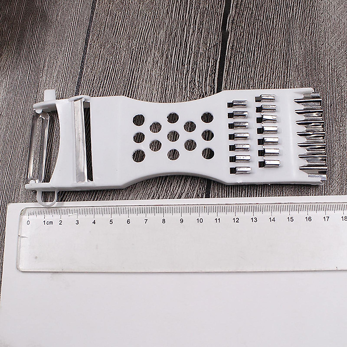 5-in-1 Peeler Grater,Melon Planer Practical Kitchen Peeling Tools, Vegetables Cutter For Cucumbers, Potatoes, Carrots, 17*7.3*1CM