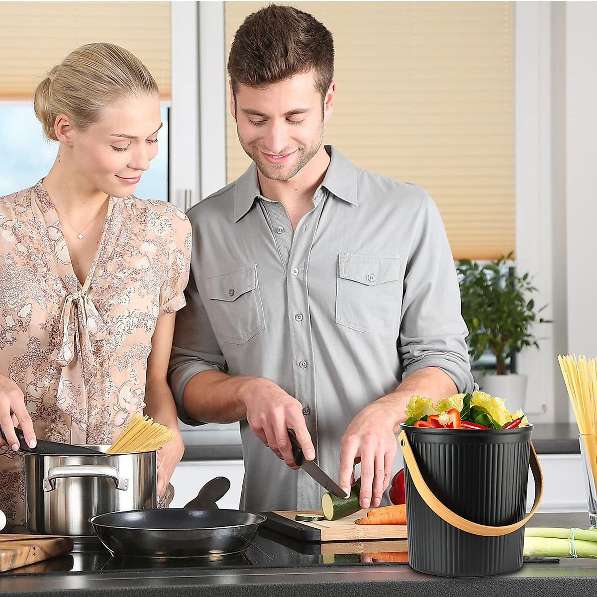 Countertop Compost Bin, LALASTAR Compost Bin Kitchen with Lid, Made of Sustainable Bamboo Fiber, Indoor Food Composter for Kitchen, Odorless, 1 Gallon, Black