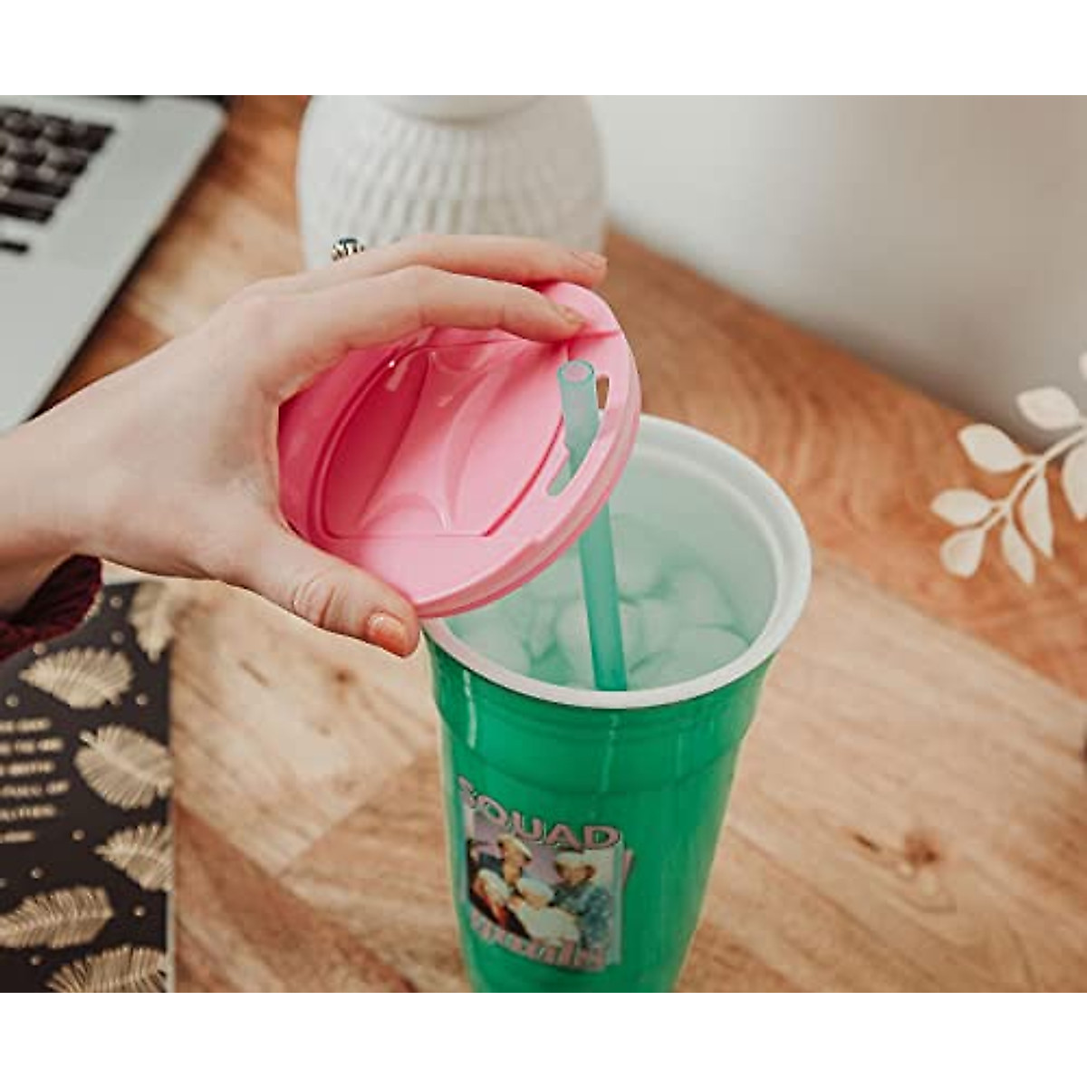 Silver Buffalo Golden Girls Squad Goals Photo Plastic Tumbler with Lid and Straw, 32 Ounces