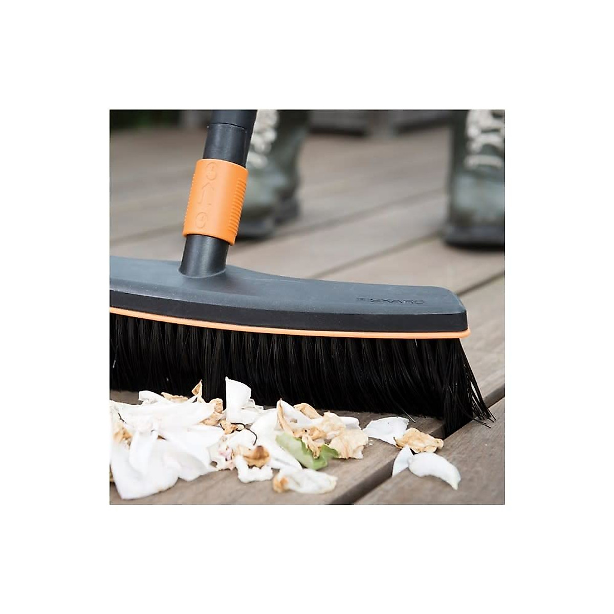 Fiskars Quikfit Curved Replacement Outdoor Broom Head