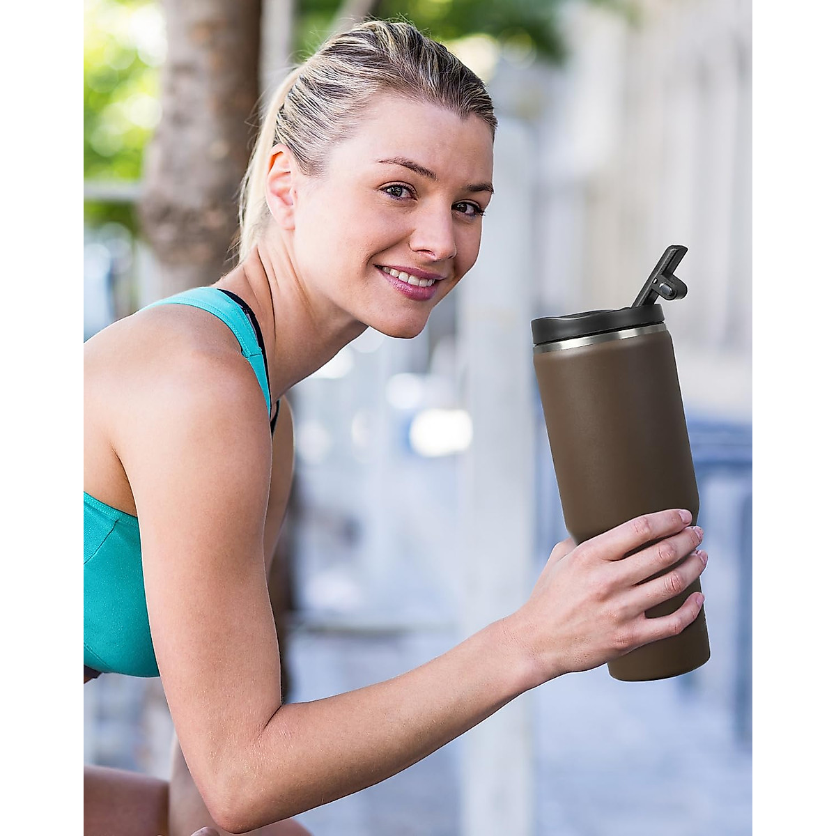 Gpeng 30 oz Stainless Steel Tumbler with Detachable Handle - Leakproof and Insulated Water Bottle, Versatile for Hot or Cold Drinks