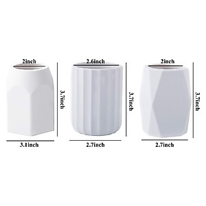 Cooyeah Silicone Pencil Holder, 3Pcs Geometric Pencil Holder Creative Design Silicone Pen Cups Desktop Stationery Organizer Pen Container for Office Home School Makeup Brush Holders 3x3.75 Pencil Cup