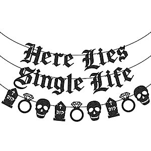 Here Lies Single Life Banner Garland for Halloween Bachelorette Party Gothic Bachelorette Party Decorations