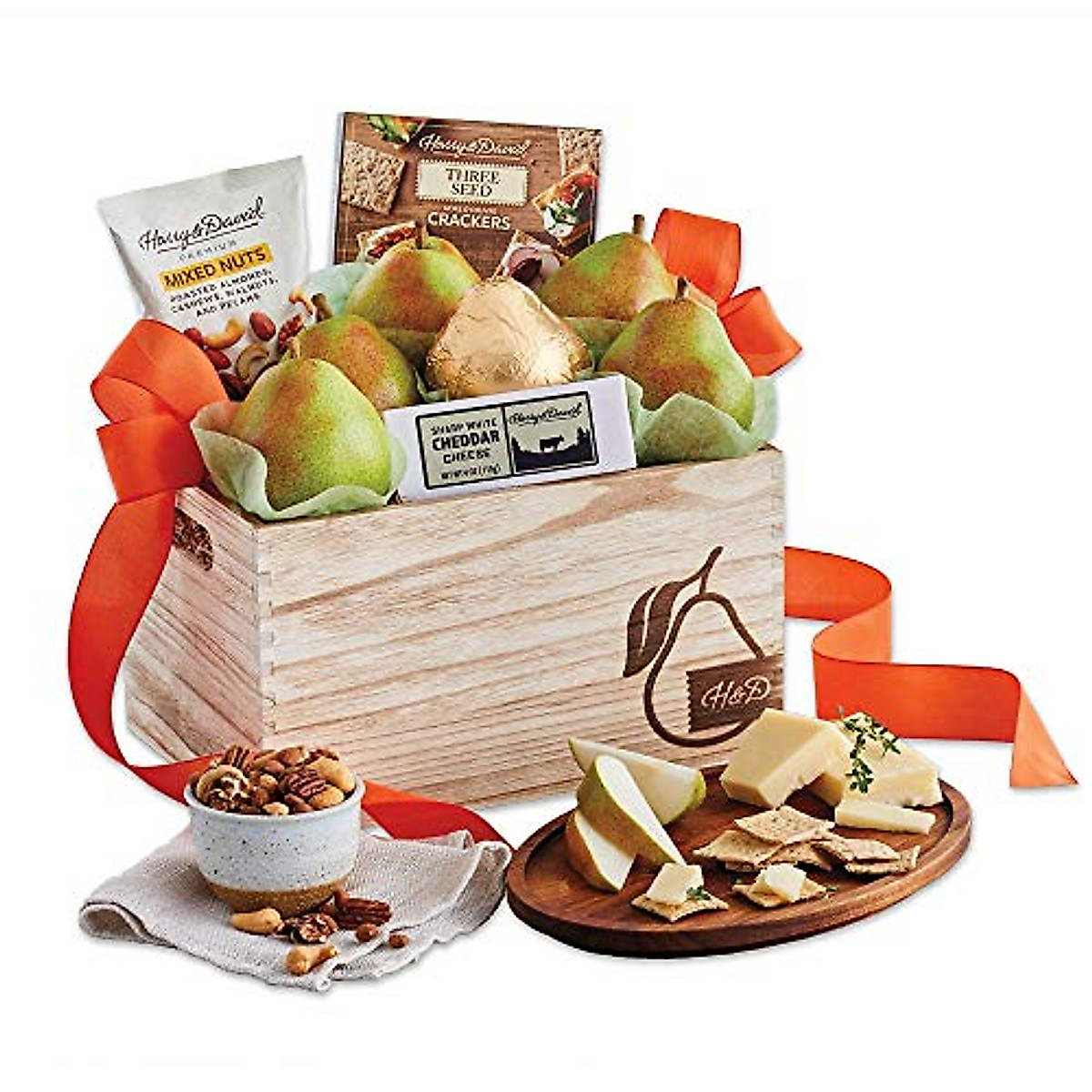 Harry & David Signature Pear, Nut, and Cheese Gift Basket - Classic