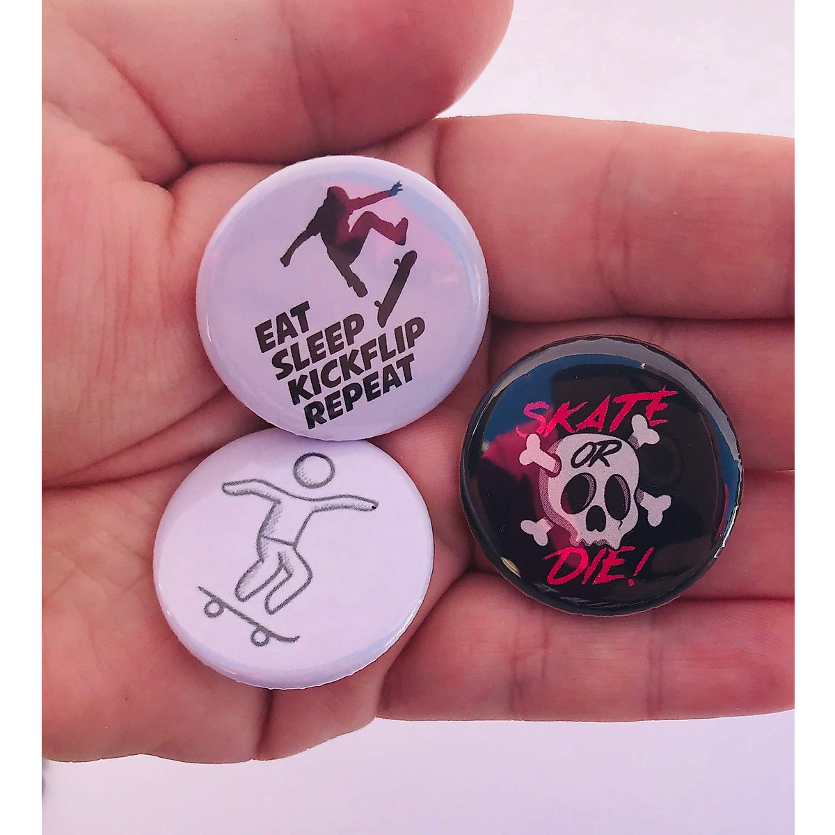 5 piece Skateboard Theme Backpack Pins Buttons with Enamel Pins Multipack 1.25 Inch PinBack Buttons birthday holliday back to school backpack buttons Set of 5 Skate Board Theme pins