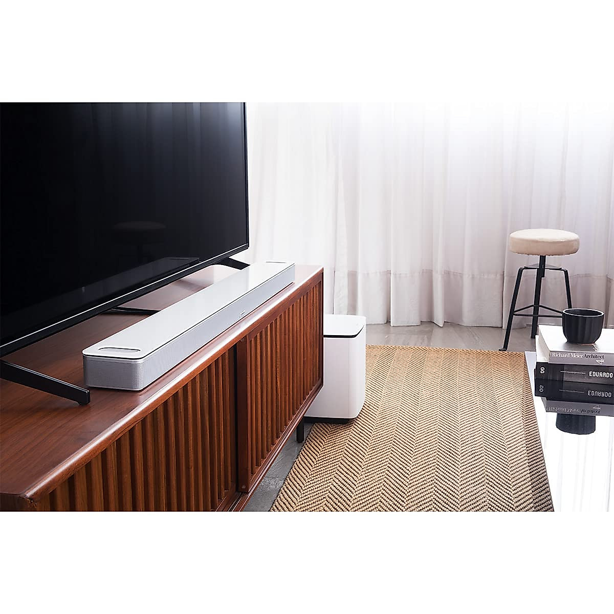 Bose Smart Soundbar 900 Dolby Atmos with Alexa Built-In, Bluetooth connectivity - White