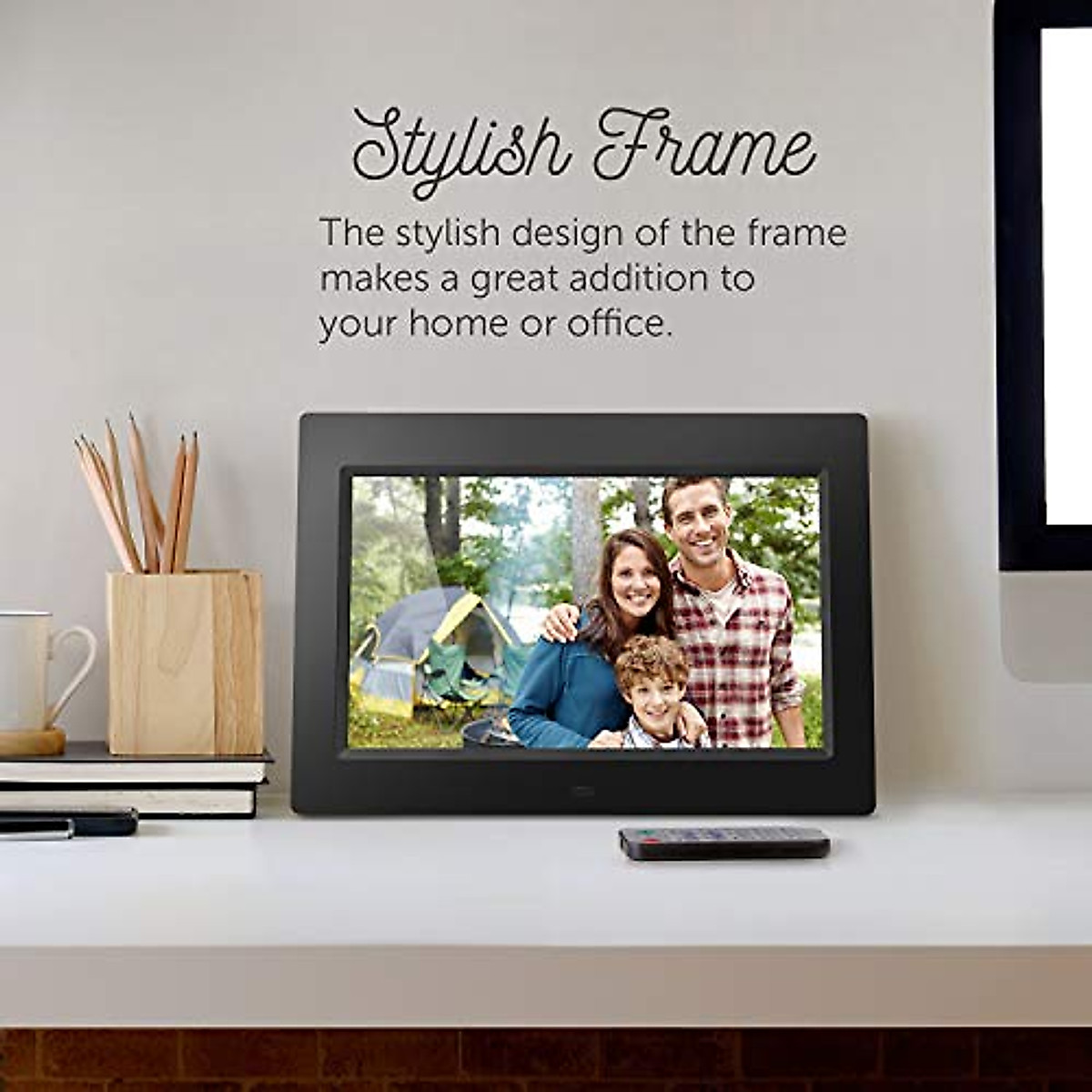 Aluratek 10" LCD Digital Photo Frame w/4GB Built-In Mem & USB SD/SDHC Support (ADMPF310F) Black