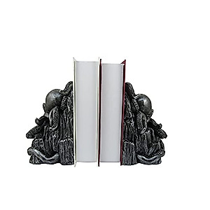 World of Wonders Octopus Bookend | Ocean Decor Decorative Bookends | Kraken Bookend | Pewter Book Shelf Holder | Beach House Decor | Ocean Theme Under The Sea Marine Life Nautical - 7"