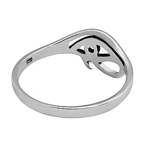 AeraVida Ancient Egyptian Inspired Eye of Ra Protective Symbol in .925 Sterling Silver Unisex Ring Sizes 8-10 for Casual Everyday Wear with a Trendy Heiroglyph & Pharaoh Vibe