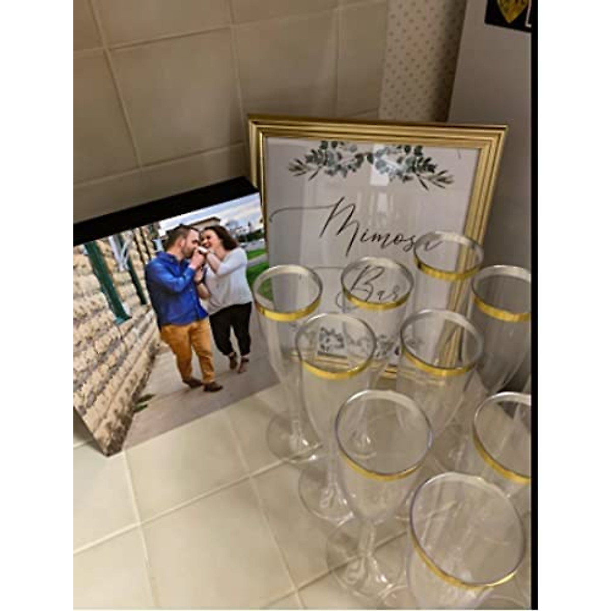 Oojami 30 Plastic Classic Champagne Disposable Flutes for Parties Plastic cups Wedding Party Toasting Cocktail Cups Bulk Party Pack (Gold Rim)