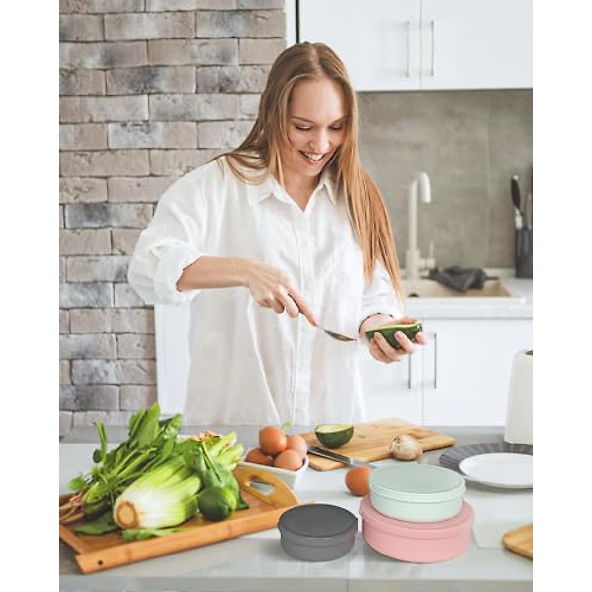 DGitaor Silicone Food Storage Containers Bowl, Set of 3 Reusable Silicone Bento Lunch Box Containers with Lids (17oz, 25oz, 42oz) Dishwasher, Microwave and Freezer Safe Mint Green