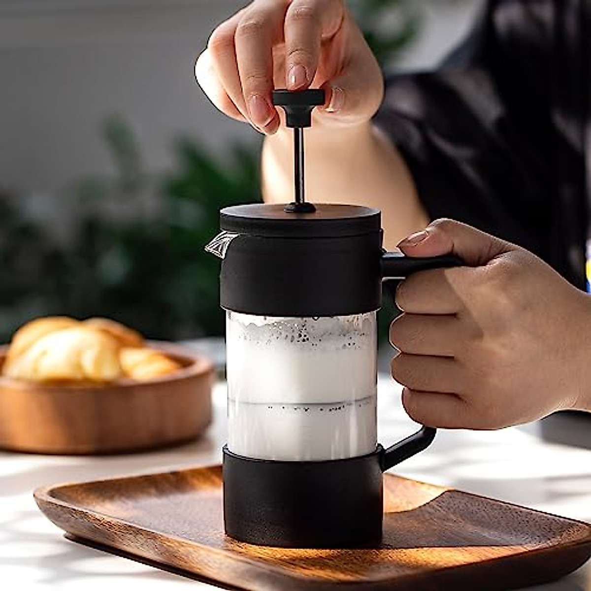 French Press Coffee Maker, Stainless Steel wlth High Borosilicate Glass Coffee Press, Both Cold and Hot Coffee Pot, Mini for Suitable for use on home kitchens, travel or offices. 350ml, Black.