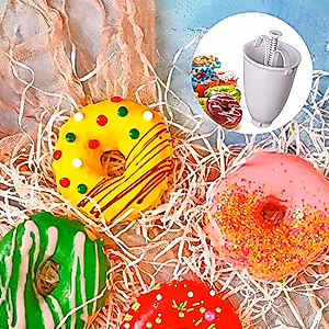 One hand Donut Maker Manual Donut Maker Plastic Doughnut Machine Mold Biscuit Donut Maker Donut-Depositor Made Waffle Dispenser Donut Kitchen Pastry Making Bake Ware DIY Baking Tool (1 PCS, White)