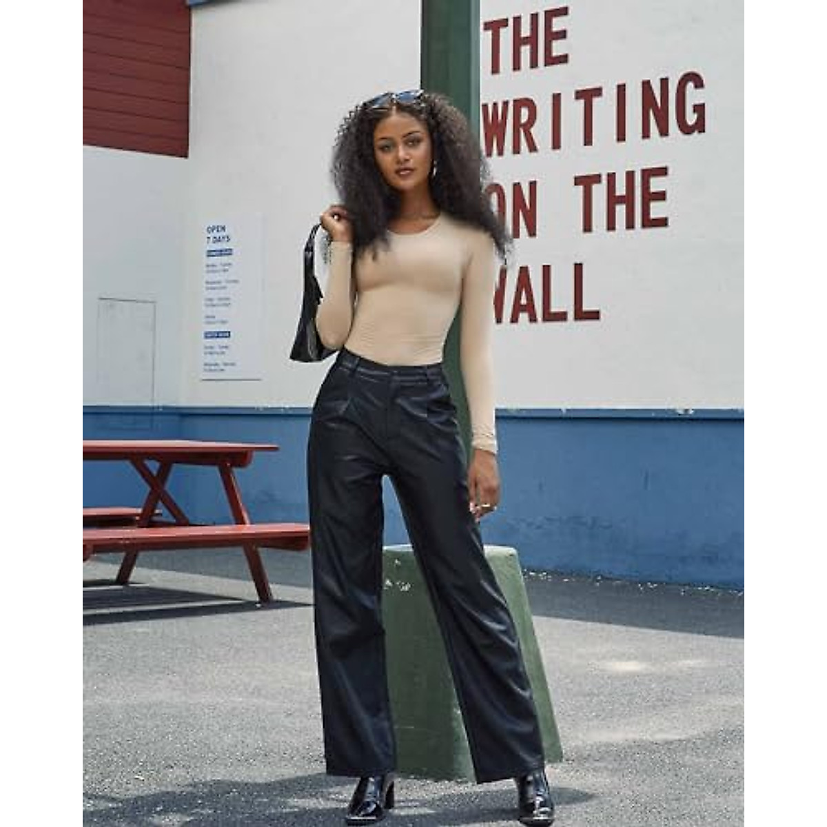 SUUKSESS Women Double Lined Fitted Basic Tee Shirts Crew Neck Long Sleeve Going Out Crop Tops (Champagne, XS)