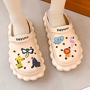 LULUDRAGON 36 Pcs Shoe Charms for Clog Shoes Decorations - Cute Jungle Animals Crooc Charms for Girls Boys Teens Women Safari Animals Clogs Accessories Birthday Gifts