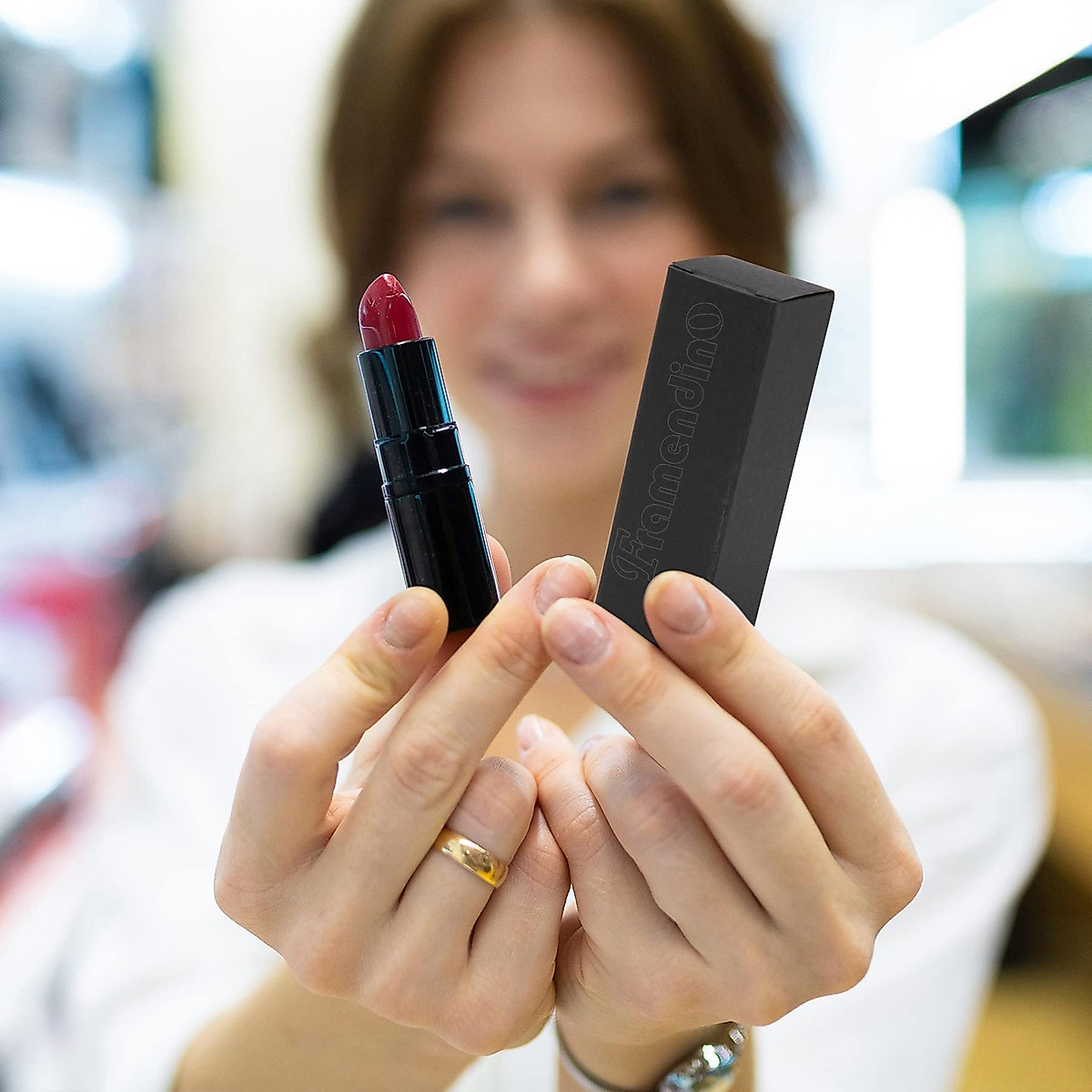 Framendino, 50 Pack Black Rectangle Lipstick Boxes Lip Gloss Boxes Lipstick Bottle Boxes Resuable Lip Balm Packaging Cases Essential Oil Wrapping Box for DIY Lip Gloss Gift Packaging