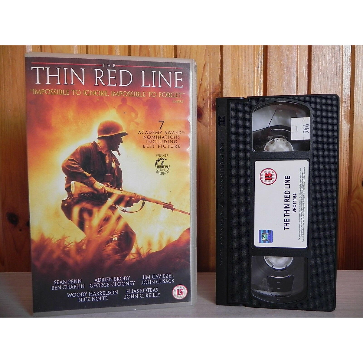 The Thin Red Line [VHS]