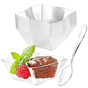 Qeirudu 50 Pack 5 oz Mini Dessert Cups with Spoons - Appetizer Plates Small Disposable Fruit Salad Serving Cup for Appetizers, Ice cream, Trifle