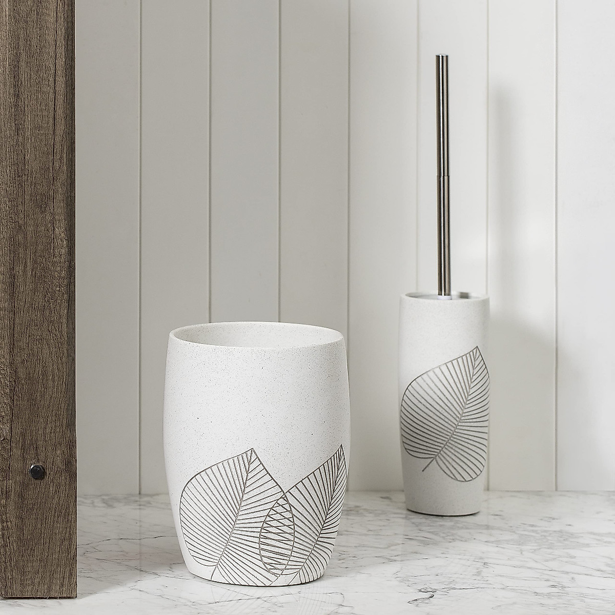 Set of 2 Elegant Leaf Design Hight Quality Polyresin Wastebasket Garbage Receptacle Bin and Brush/Holder for Bathrooms, Powder Rooms, Kitchens, Home Offices White