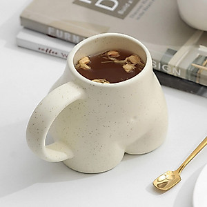 Funny Butt Coffee Mug, 3D Butt Ceramic Coffee Mugs, Novelty Gifts For Women and Men, Personalized Gifts For Your Friends, Family and Colleagues,Ceramic Female Body Vase Home Decor.(cream-coloured)