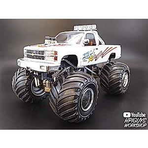 AMT USA-1 Chevy Silverado Monster Truck 1:25 Scale Model Kit