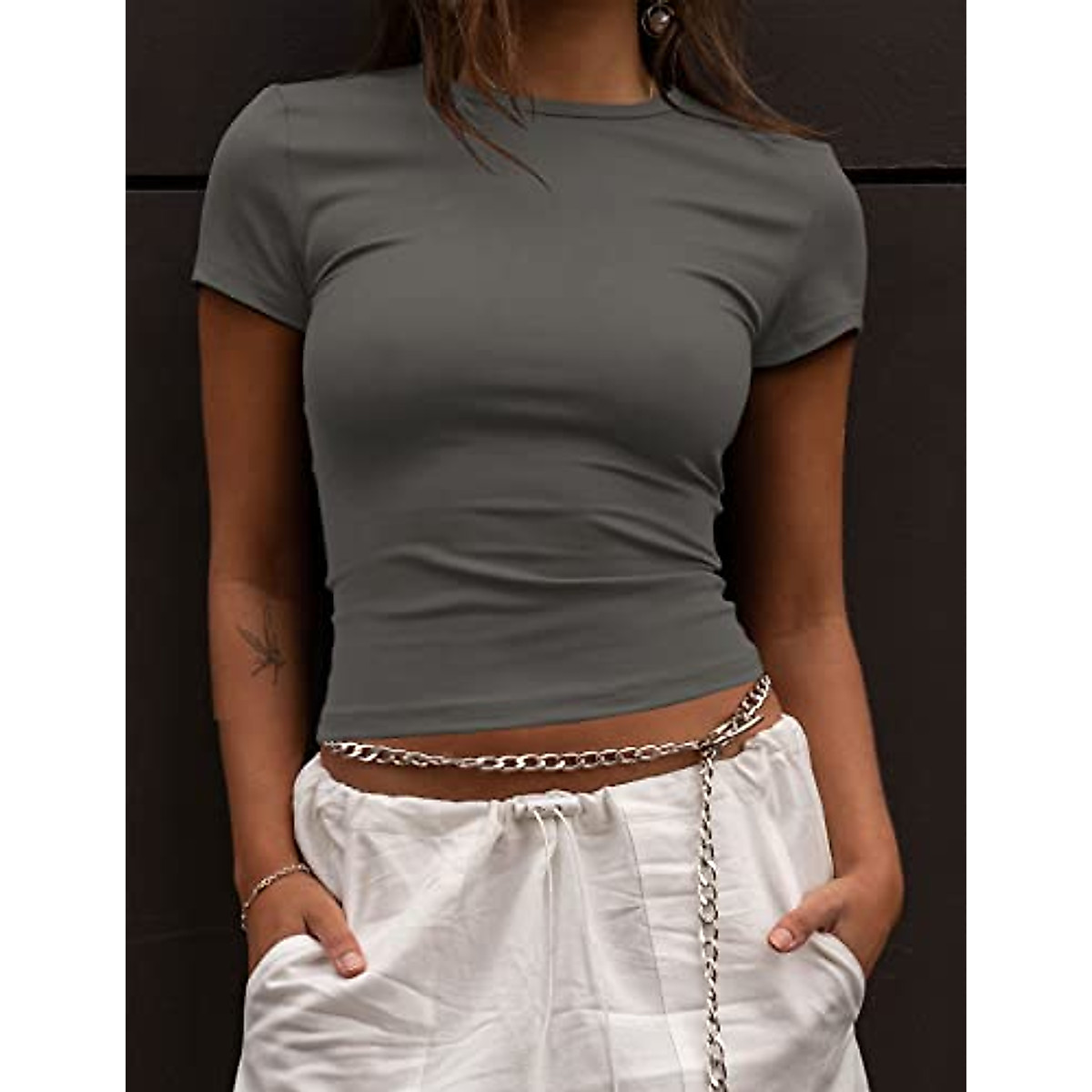 ZHENWEI 2 Piece Women's Workout Gym Compression Shirts Cute Basic Cap Sleeve Slim Fitted Crop Tee Top Black&Grey S