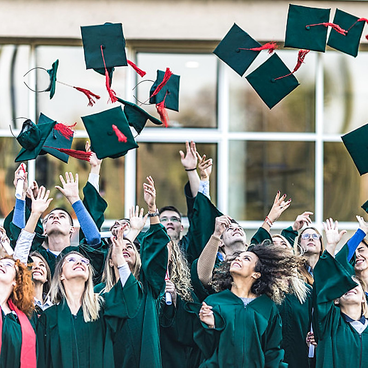 WBCBEC Graduation Cap Headband, Secure Fit for Your Graduation Cap, Quality Material, Easy to Use, Firm Anti-Fall Hairband for Graduates, Students, Hat Accessories, Unisex-Adults, 1 Count