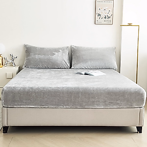 YIYEA Fleece Fitted Sheet Full Size, Ultra Soft Faux Fur Deep Pocket, Fluffy Plush Velvet for Fall Winter, Cozy Warmth and No Shedding, Light Grey