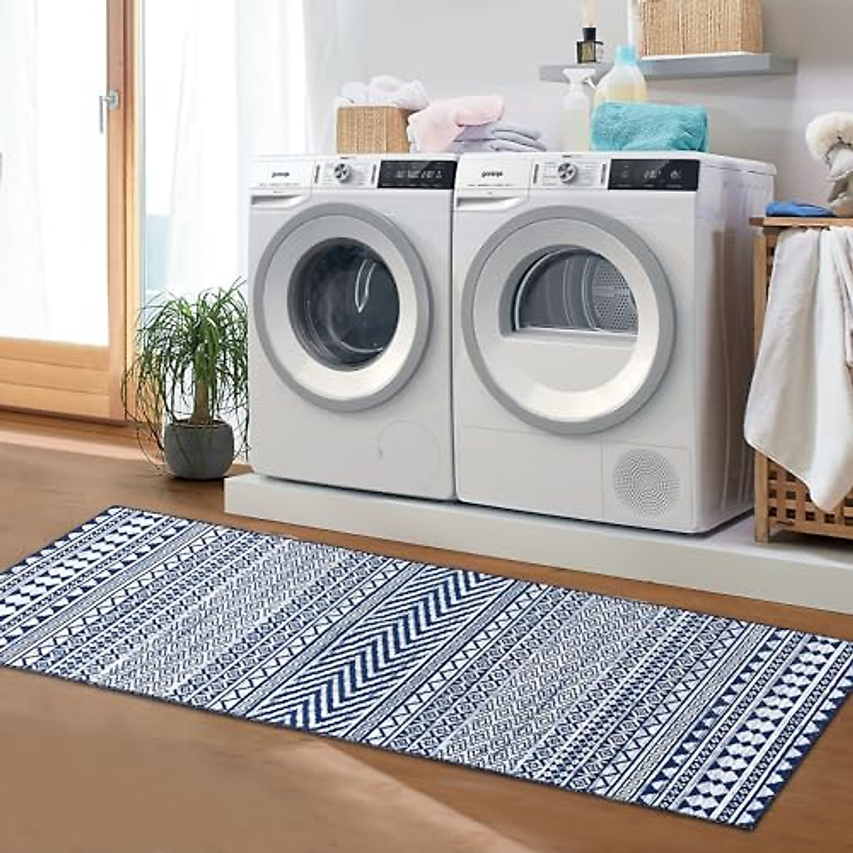 GAOMON 2' x 12' Runner Rug Extra Long Hallway Runner Rug Washable Indoor Runner Rug Non-Slip Kitchen Runner Rug Geometric Runner for Living Room Bedroom Laundry, Navy 2'x12'