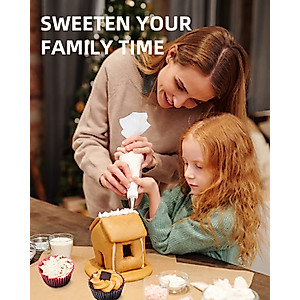 Labeol 200Pcs Disposable Piping Bags 16 Inch 12 Inch Pastry Bags Royal Icing Bags Tipless Frosting Bags Cookie Cake Decorating Bakery Bags Party Favor Bags Baking Supplies Christmas